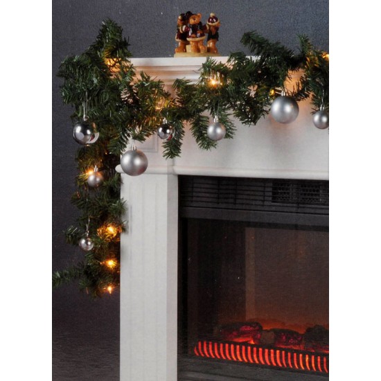 Guirlande met lampjes en ballen zilver